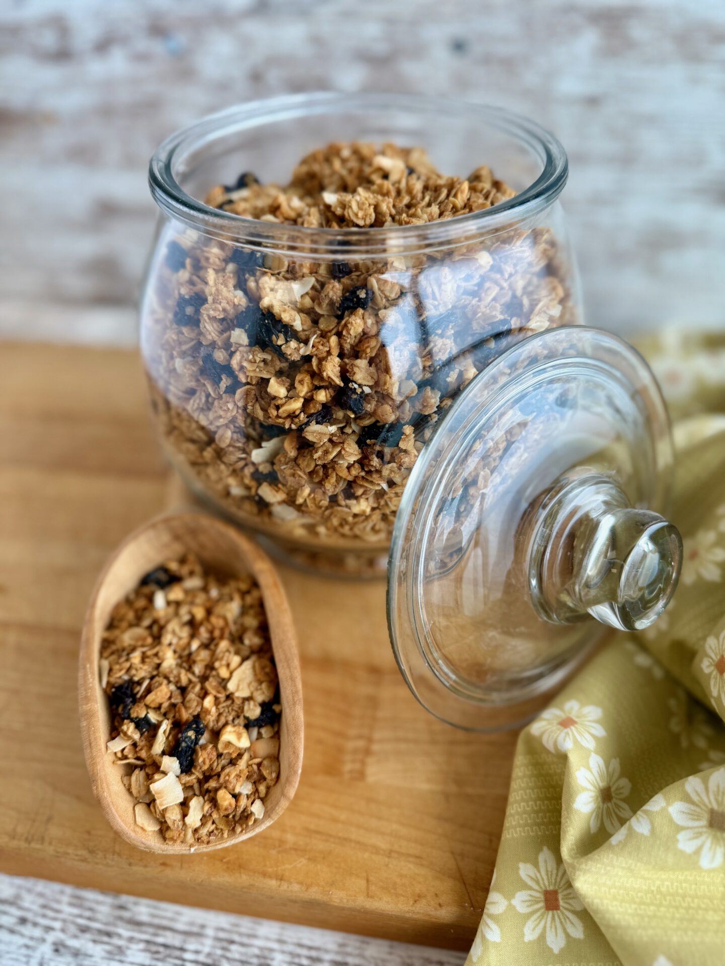Peanut Butter Granola - Vintage Baked Modern